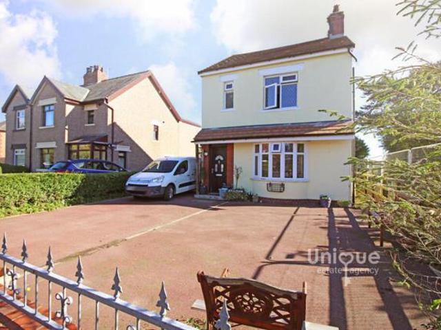 2 Bedroom House Lancs Lancashire 98718405