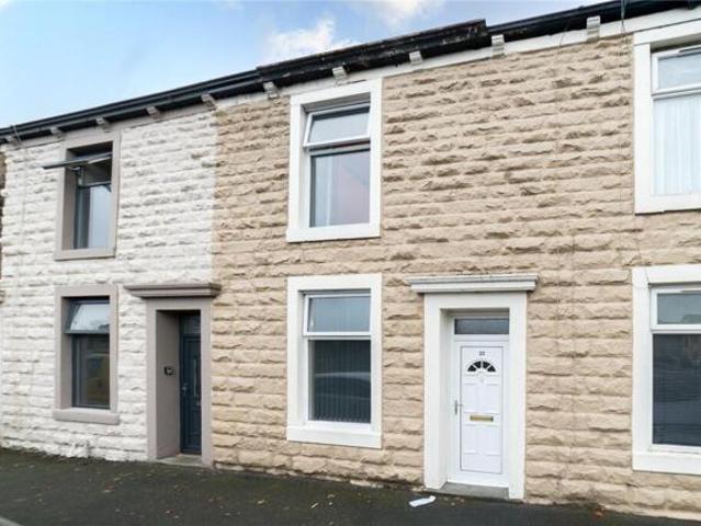 2 Bedroom House Lancs Lancashire 98969149