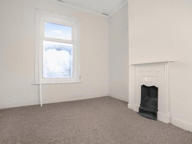2 Bedroom House Lancs Lancashire 100953651