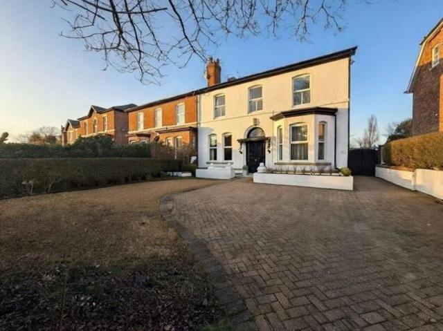 2 Bedroom House Lancs Lancashire 100165439