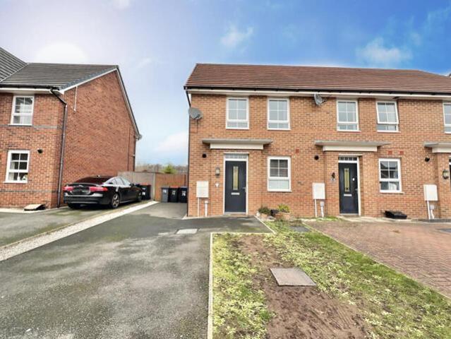 2 Bedroom House Lancs Lancashire 101352117