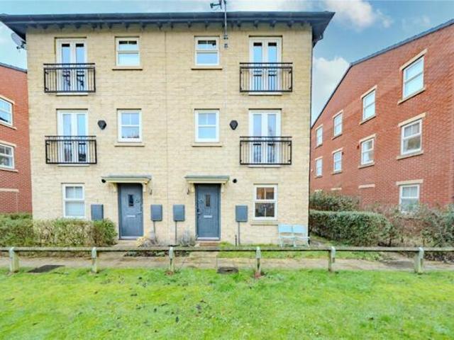 2 Bedroom House Leeds West Yorkshire 99523585