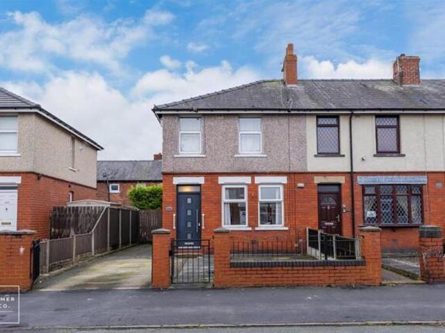 2 Bedroom House Leigh Wigan LS100502921