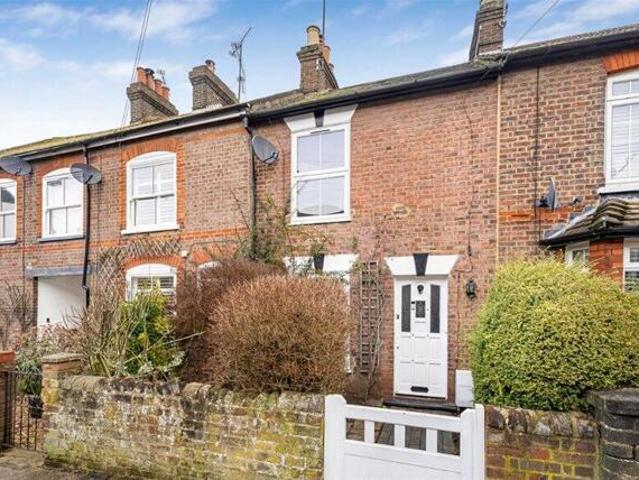 2 Bedroom House Luton Luton LS100191855