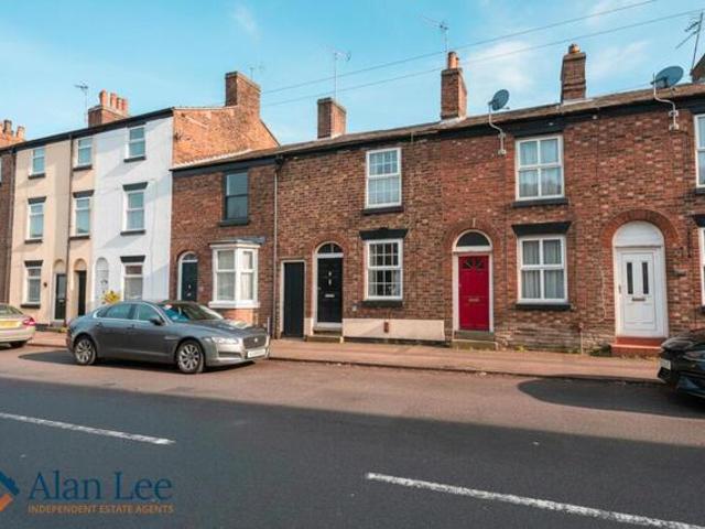 2 Bedroom House Macclesfield Cheshire East LS99571991