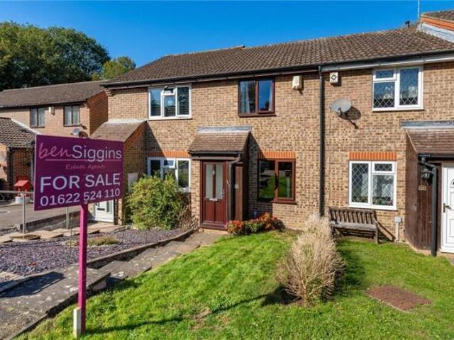2 Bedroom House Maidstone Kent 98612285