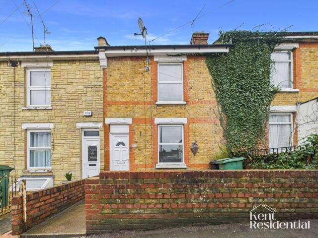 2 Bedroom House Maidstone Kent LS101352017