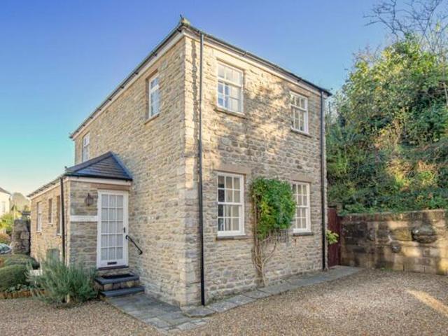 2 Bedroom House Malmesbury Wiltshire 99952196