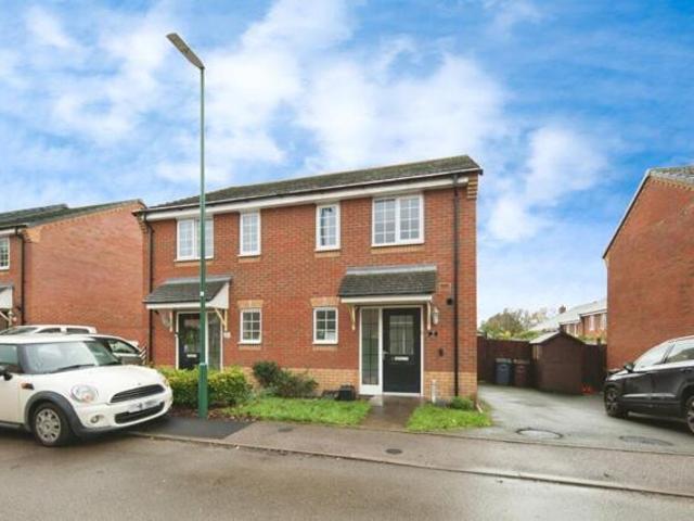 2 Bedroom House Meriden Warwickshire 99840388