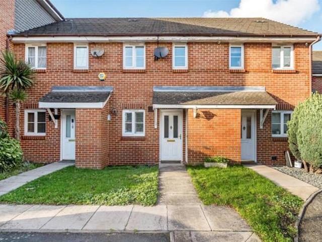 2 Bedroom House Mitcham Greater London 98262495