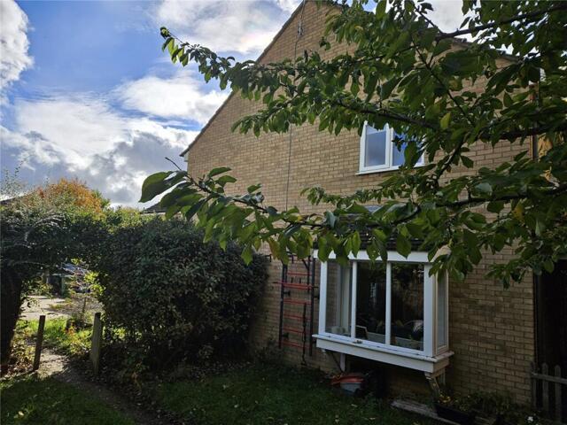 2 Bedroom House Milton Milton LS99773494