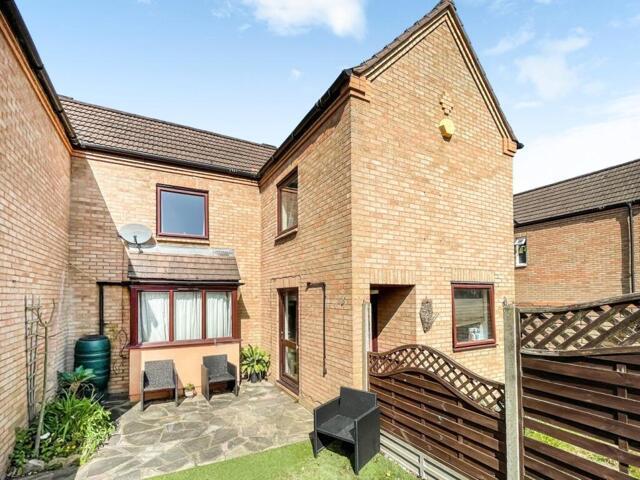 2 Bedroom House Milton Keynes Milton Keynes LS101743259