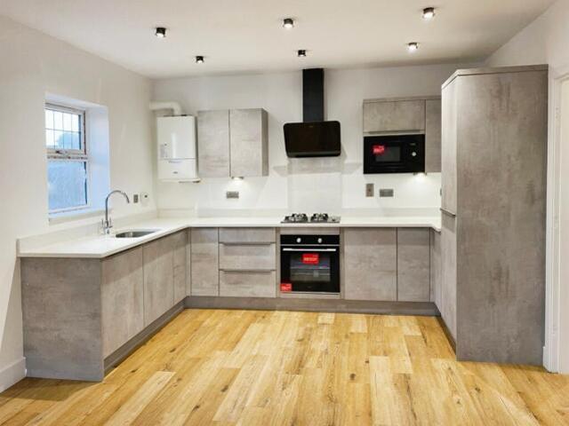 2 Bedroom House Nottingham Nottinghamshire LS100426190
