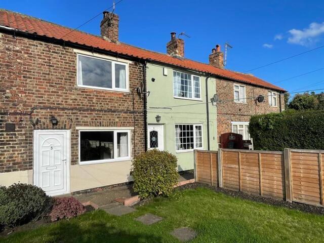2 Bedroom House North Yorkshire North Yorkshire LS100917430
