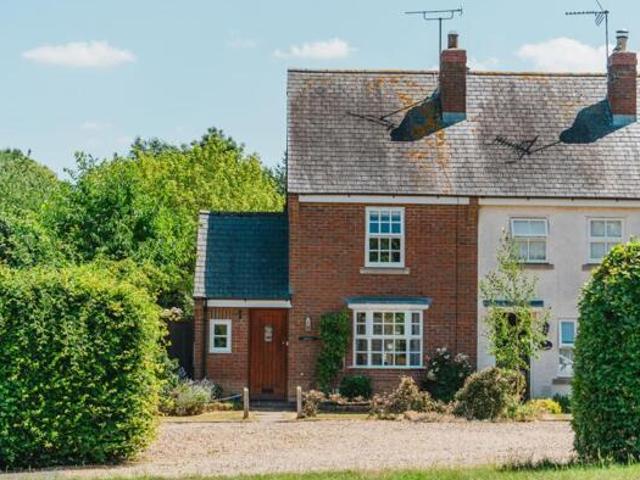 2 Bedroom House Northamptonshire Northamptonshire LS99344640