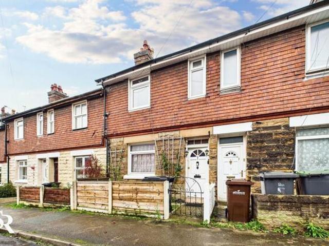 2 Bedroom House New Mills Derbyshire 99523780