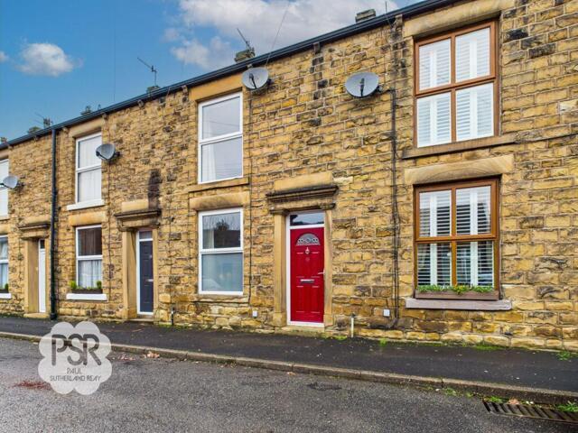 2 Bedroom House New Mills Derbyshire LS99951999