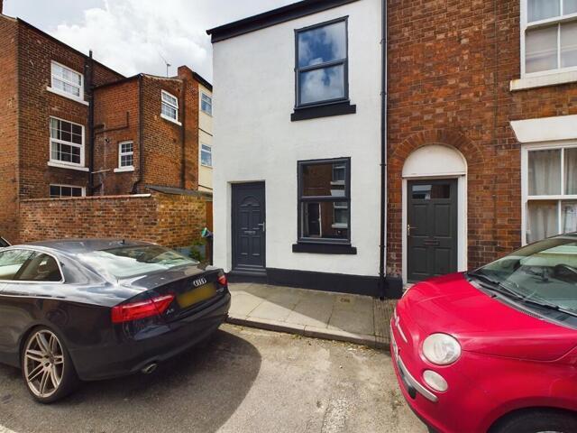 2 Bedroom House Newtown Cambridgeshire LS98648930