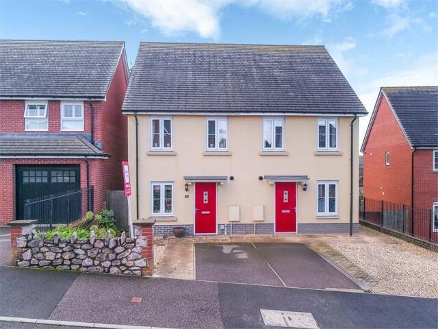 2 Bedroom House Newton Abbot Devon LS99688430