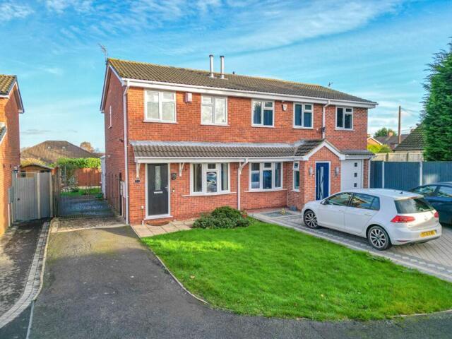 2 Bedroom House Nuneaton Warwickshire 98800890