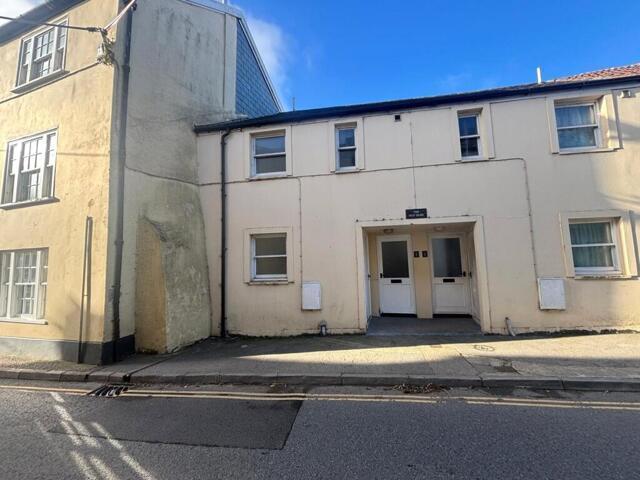 2 Bedroom House South Molton Devon 101996032