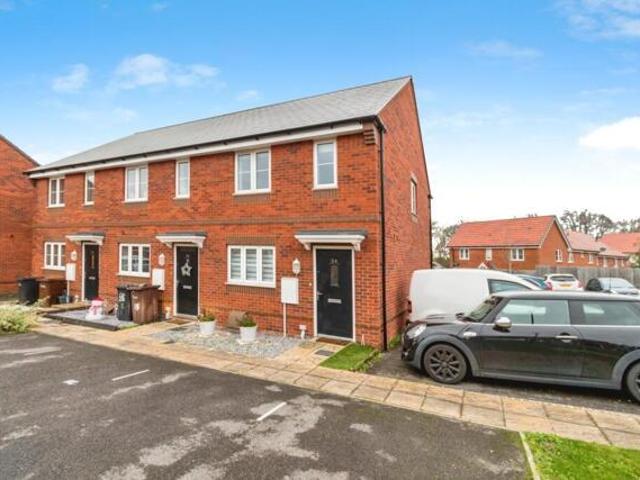 2 Bedroom House Southampton Southampton 98278180