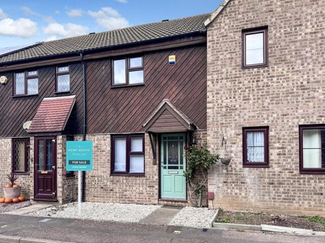 2 Bedroom House Southend On Sea Southend on Sea 99344533