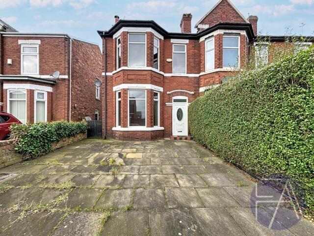 2 Bedroom House Southport Sefton 100685422