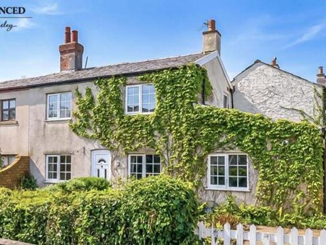 2 Bedroom House Southport Sefton 101316220