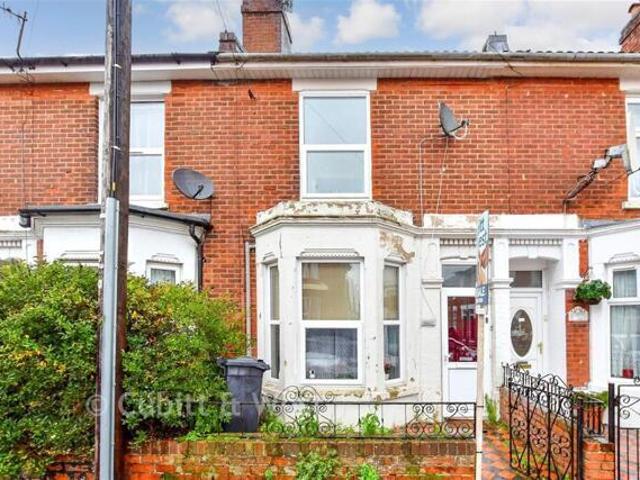 2 Bedroom House Southsea Hampshire 98800968