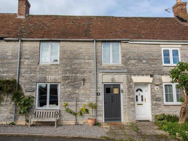 2 Bedroom House Somerset Somerset LS100096913