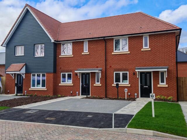 2 Bedroom House Sayers Common Sayers Common 100787046