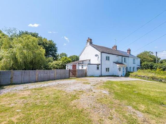 2 Bedroom House Saltash Cornwall LS98335769