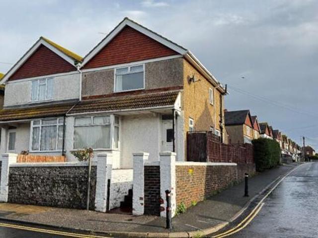 2 Bedroom House Seaford East Sussex 101931725