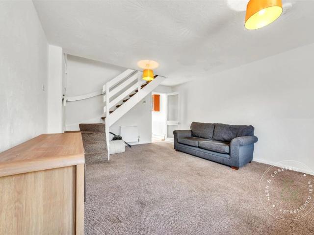 2 Bedroom House Semi Detached