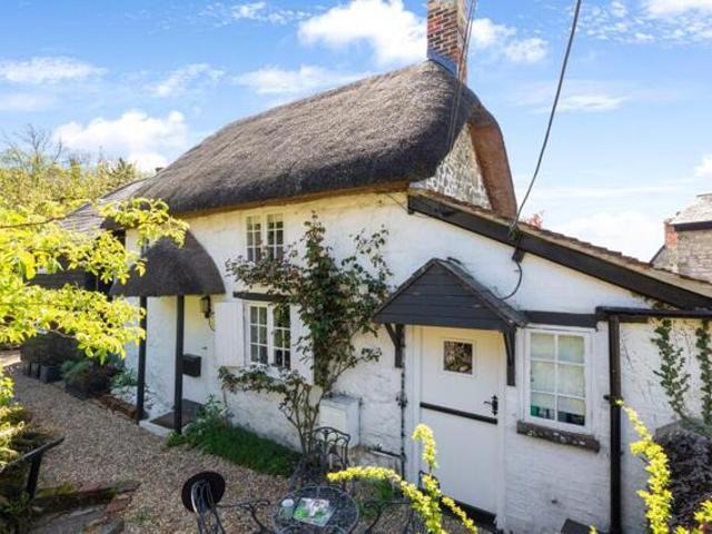 2 Bedroom House Shaftesbury Dorset LS101168360