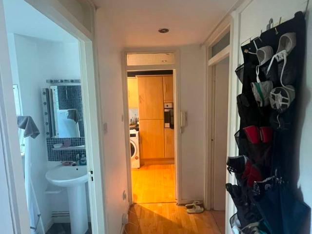 2 Bedroom House Share