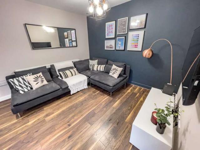2 Bedroom House Share