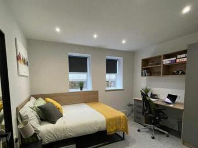 2 Bedroom House Share For Rent In Commercial Point, Beeston