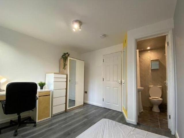 2 Bedroom House Share For Rent In Birmingham, West Midlands
