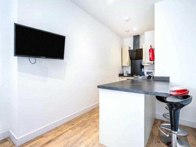 2 bedroom house share for rent in Derrys Cross, Plymouth, PL1