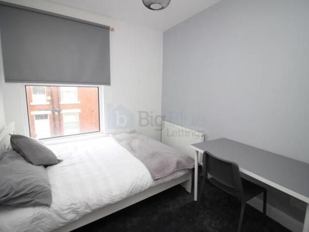 2 bedroom house share for rent in Kelsall Avenue, FULL REFURB!,LS6