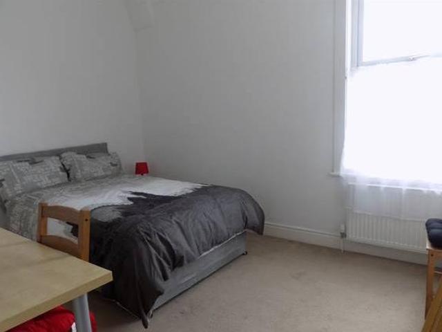 2 bedroom house share for rent in Outram Street Middlesbrough TS1 4EG TS1