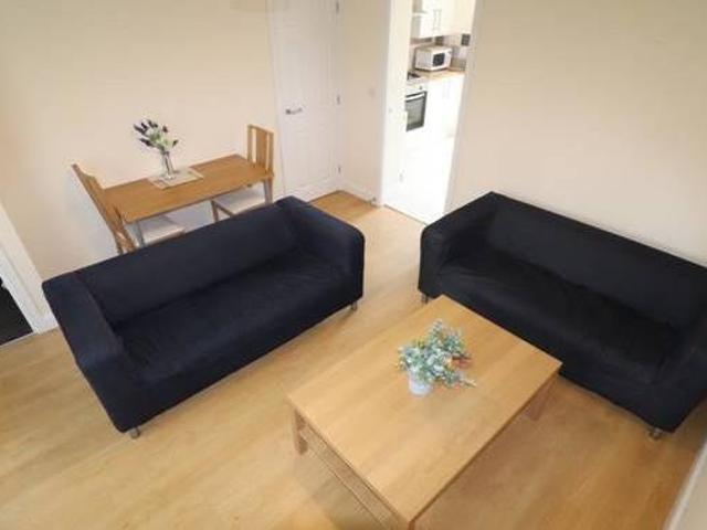 2 bedroom house share for rent in Western Approach Chester CH2