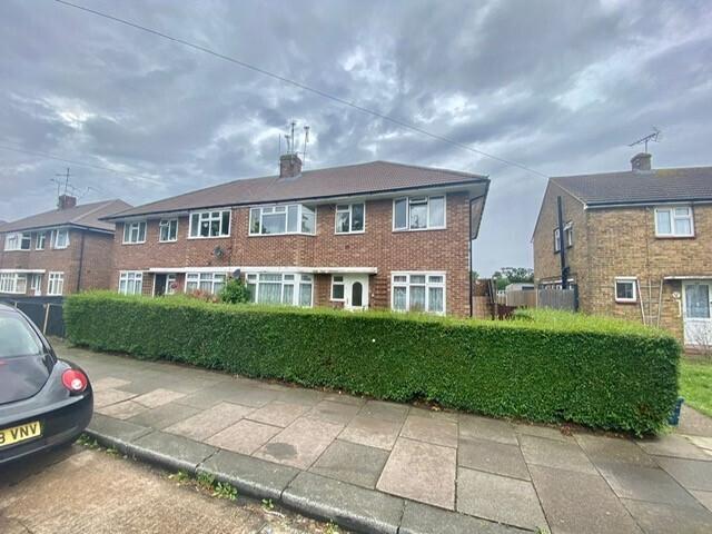 2 bedroom house share to rent