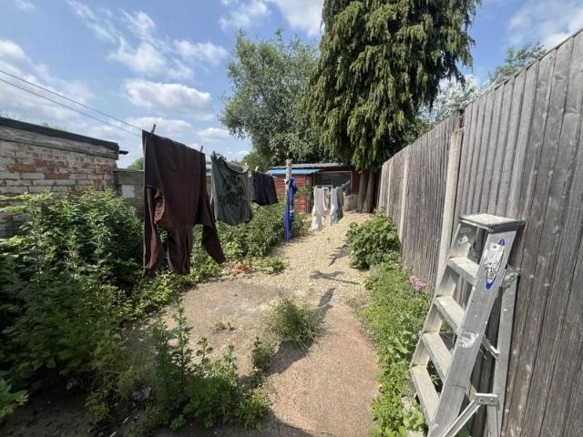 2 bedroom house share to rent