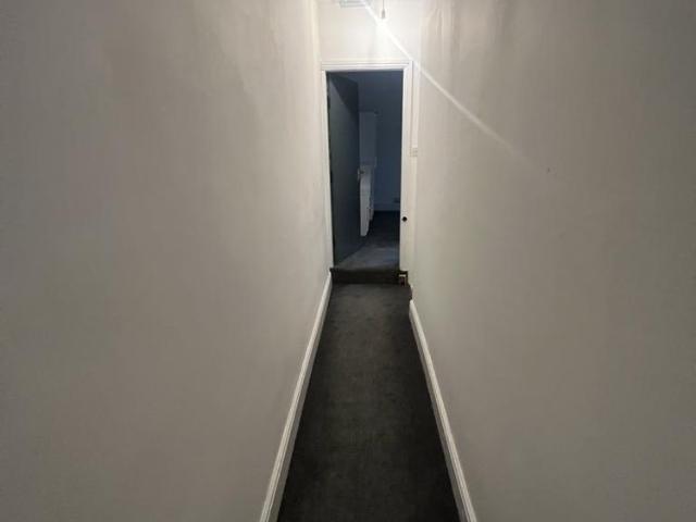 2 bedroom house share to rent