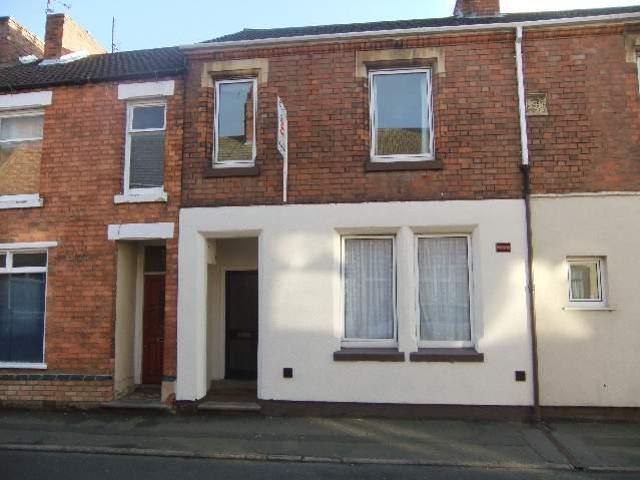 2 bedroom house share to rent