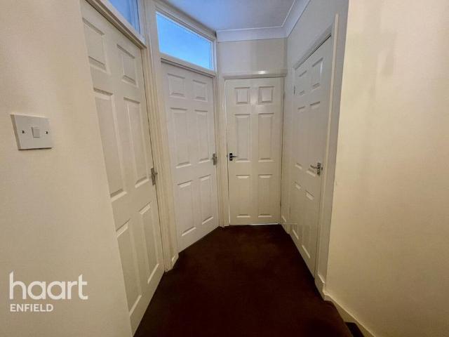 2 bedroom house share to rent