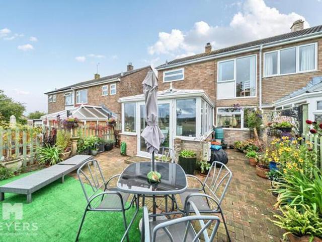 2 Bedroom House Sherborne Dorset 101025689